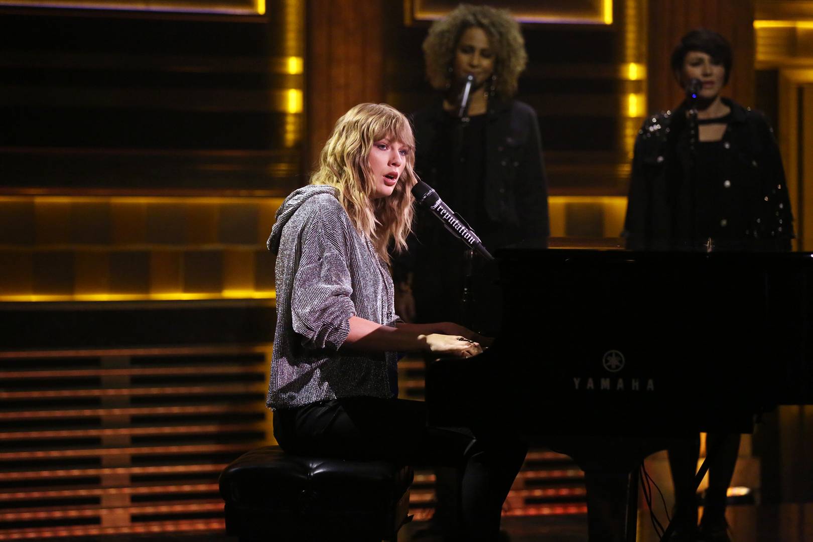 Taylor Swift’s performance ot the 'Tonight Show' will break your heart ...