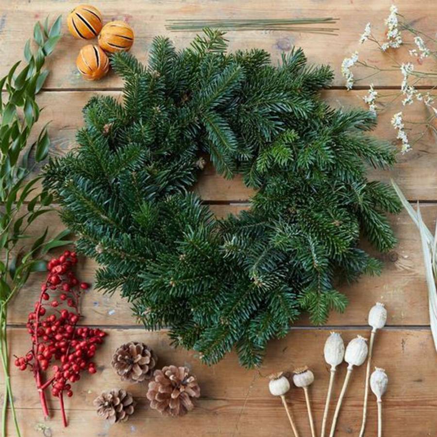 Best Christmas Wreaths for 2020 for all tastes | Glamour UK