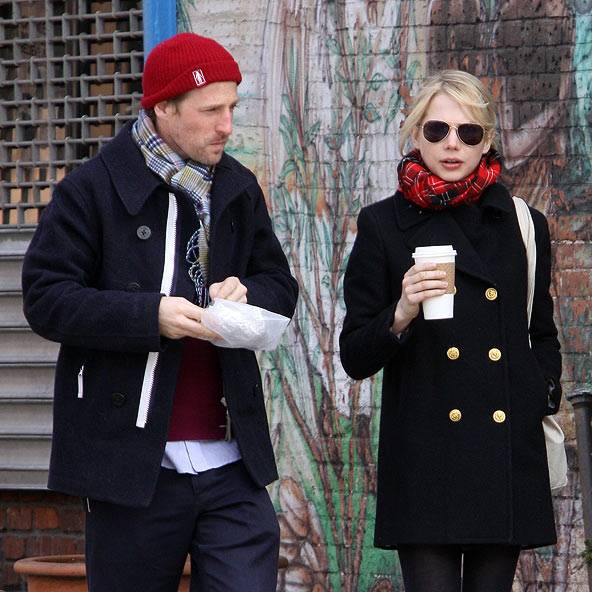 Michelle Williams' Fashion & Style Evolution - Celebrity Fashion ...