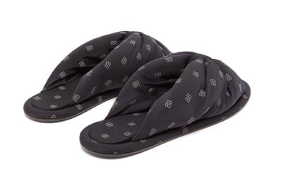 15 Pairs Of Slippers To Wear All Day During Self-Isolation | Glamour UK