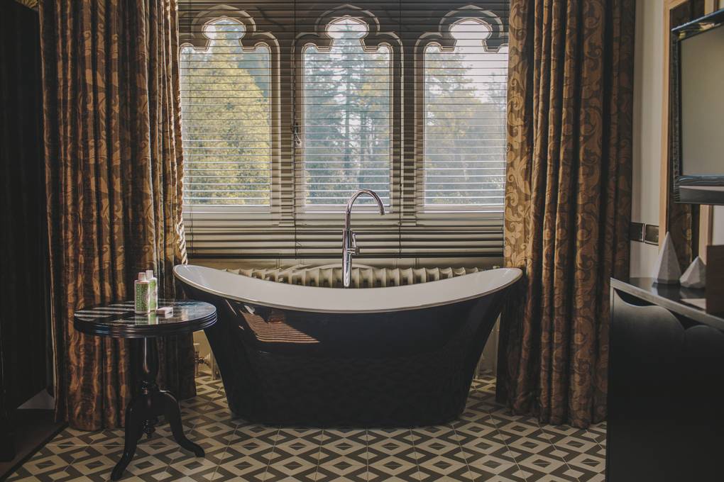 Hampton Manor Foodie Staycation Hotel Review | Glamour UK