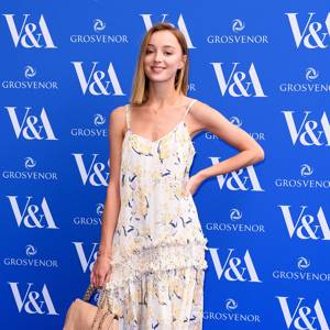 Phoebe Dynevor Style: 9 Of The Bridgerton Star's Best Outfits | Glamour UK