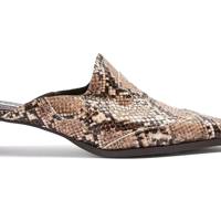 Pointed Toe Shoes Are Finally Back On The Map | Glamour UK