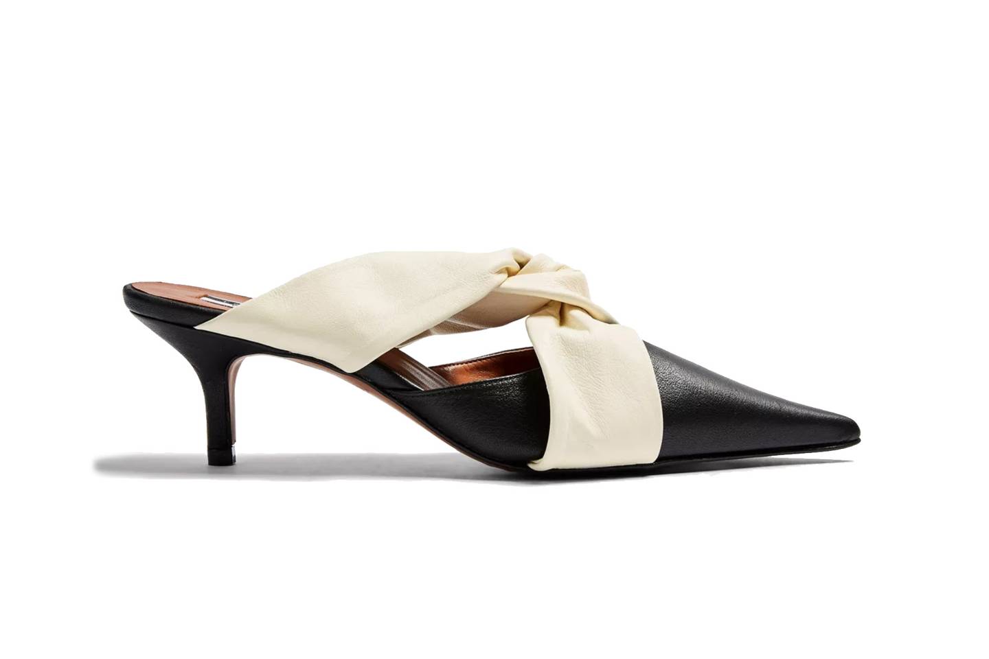 Pointed Toe Shoes Are Finally Back On The Map | Glamour UK