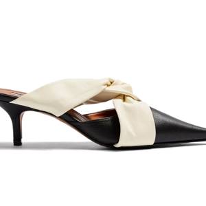 Pointed Toe Shoes Are Finally Back On The Map | Glamour UK
