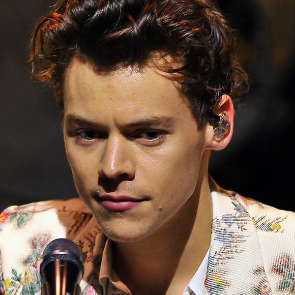 Harry Styles Hairstyles Pictures & Photos - One Direction Pictures ...
