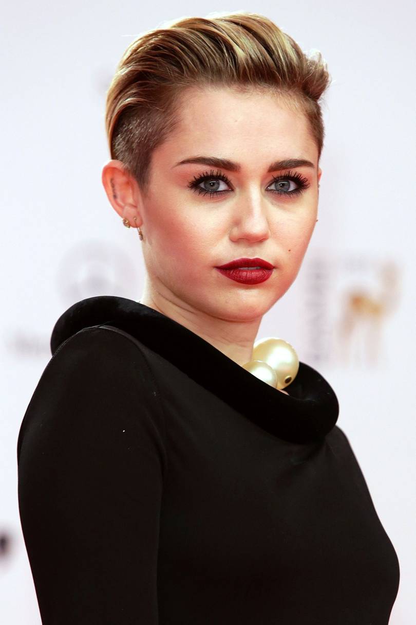 Miley Cyrus Hairstyles - Best Hair, Makeup & Beauty Looks | Glamour UK