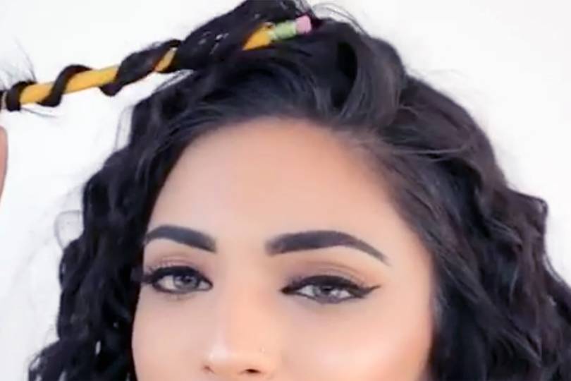 This Quick Simple Hair Curling Trick Creates Amazing Waves Using Just A ...