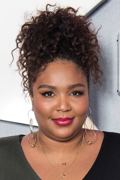 Lizzo's Hair And Makeup: Best Beauty Looks From The Pop Icon | Glamour UK
