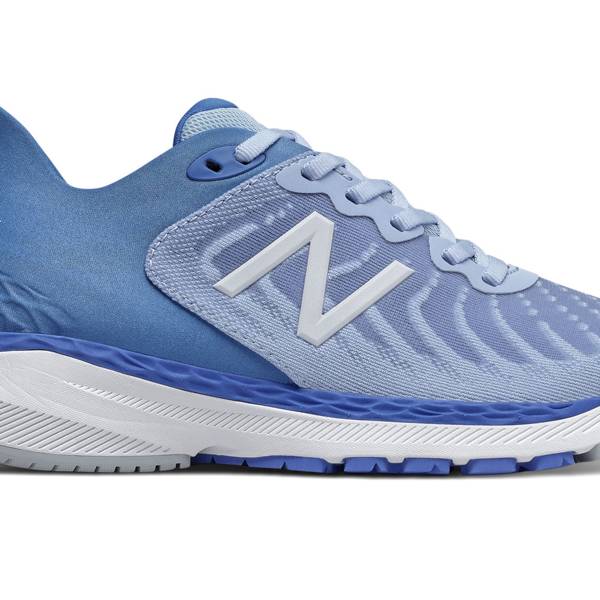 17 Best Running Shoes For Women 2021 & How to Choose The Right Pair ...