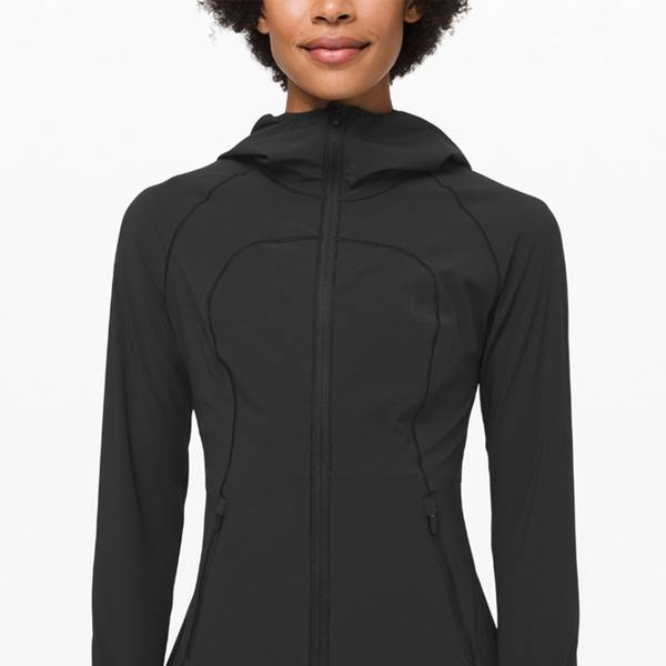 15 Best Running Jackets for Women 2020 | Wind-Proof & Water-Resistant ...