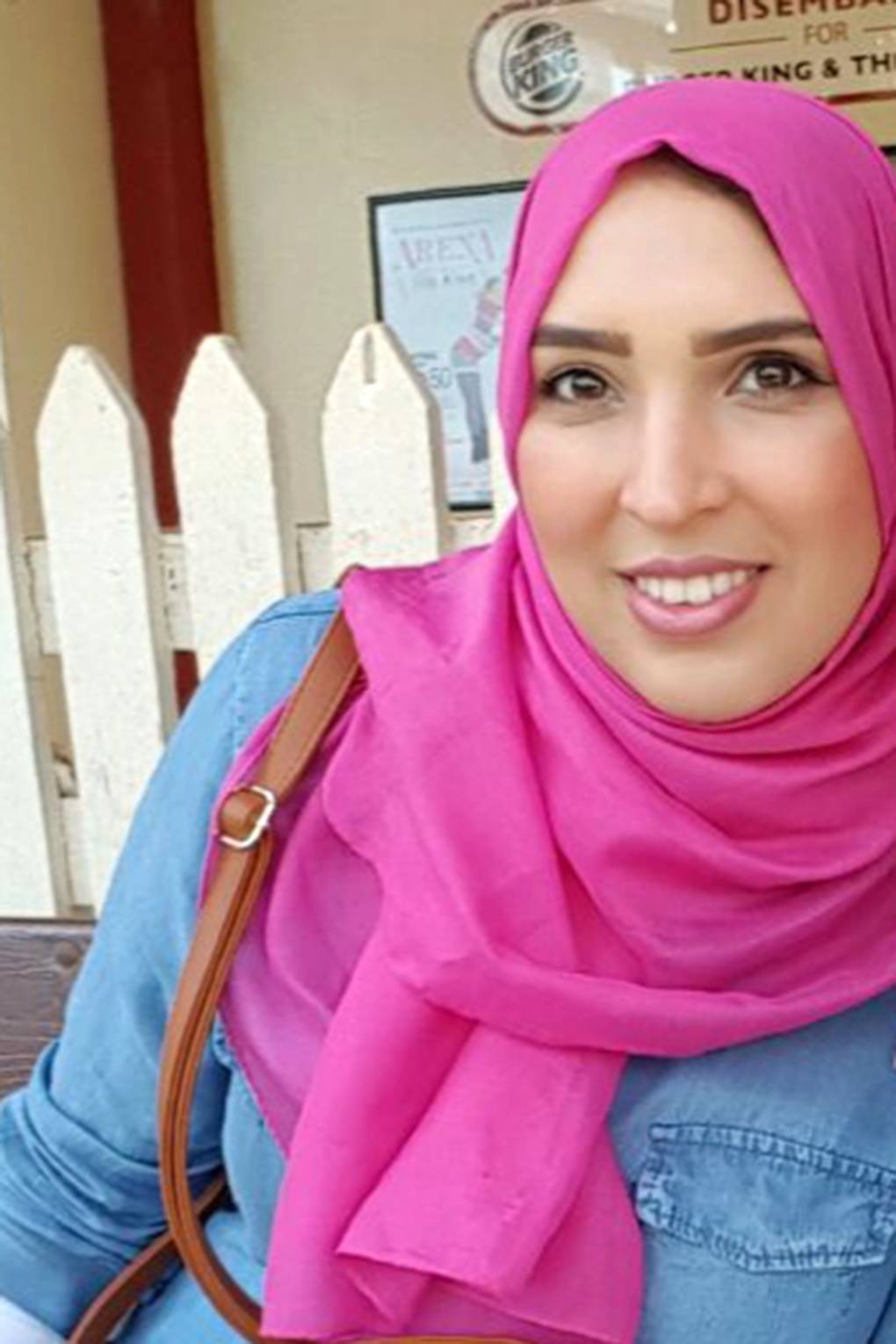 Asma Shuweikh Who Took On Anti-Semitic Abuser And Went Viral Speaks To ...