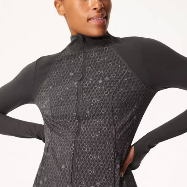 15 Best Running Jackets for Women 2020 | Wind-Proof & Water-Resistant ...