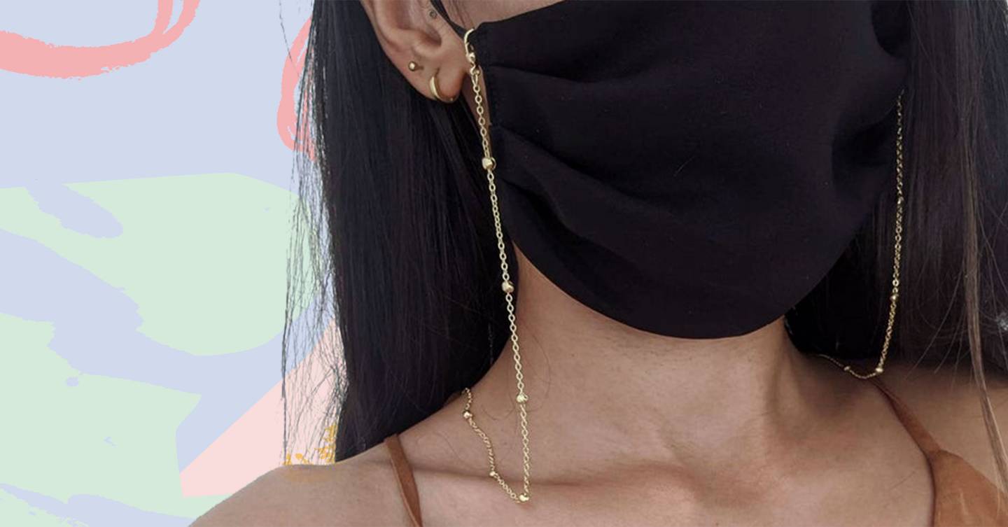 Face Mask Chains Are 2020's Must-Have Accessory: 17 Face Mask Necklaces ...