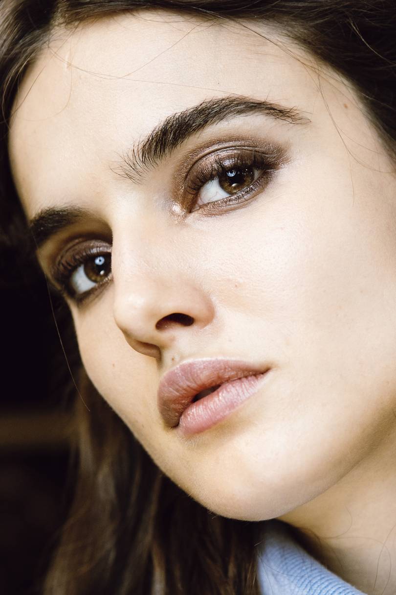 Glossy Eyes Beauty Trend - How To Wear Gloss Eyelids | Glamour UK