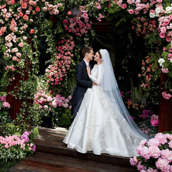 Alessandra Ambrosio Wedding Dress: Ralph & Russo Catwalk | Glamour UK