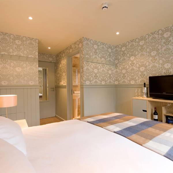 Best Cheap Hotels In The UK | Glamour UK