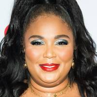 Lizzo's Hair And Makeup: Best Beauty Looks From The Pop Icon | Glamour UK