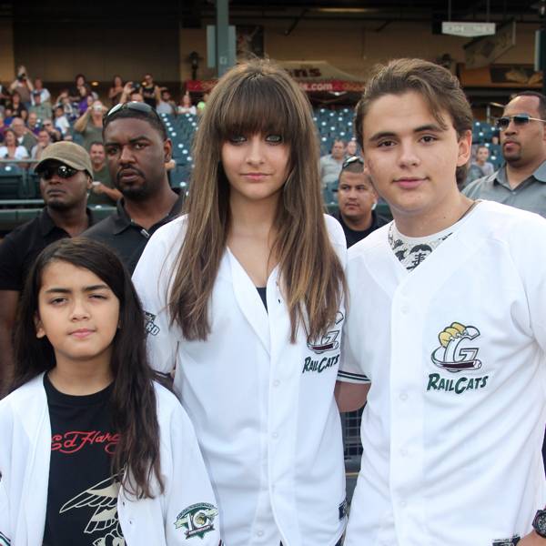 59 Celebrity Siblings: The Celebrities You Never Knew Had A Brother ...