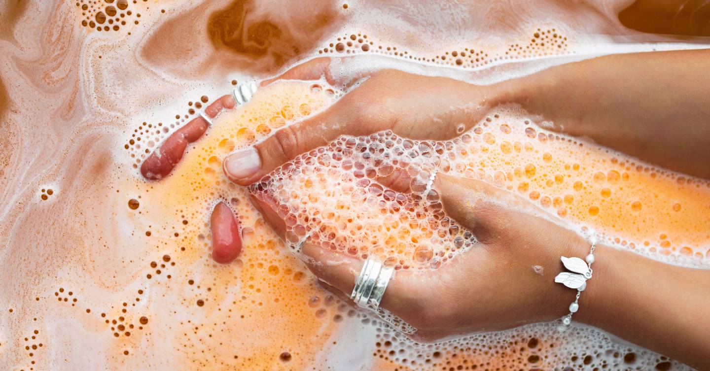 11 Best Bath Bombs That You Need To Buy Right Now | Glamour UK