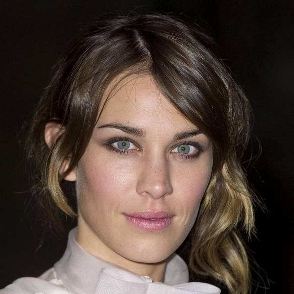 Alexa Chung Best Hairstyles & Hair Make-up Looks | Glamour UK