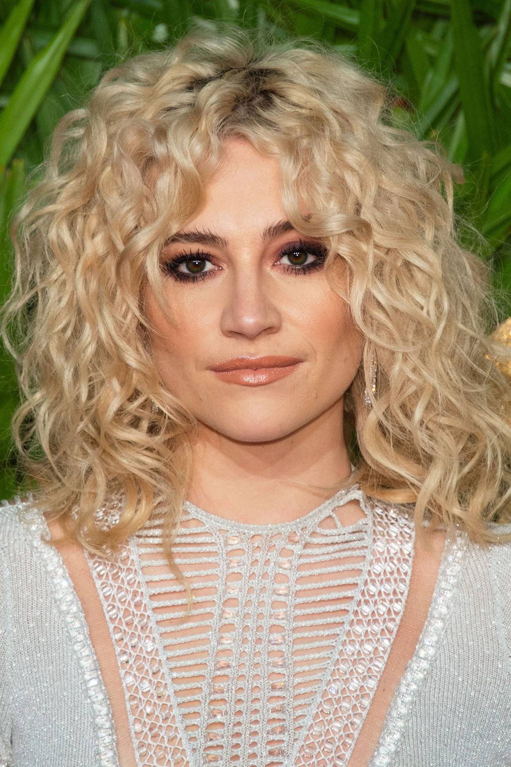 Pixie Lott hair and beauty looks | Glamour UK