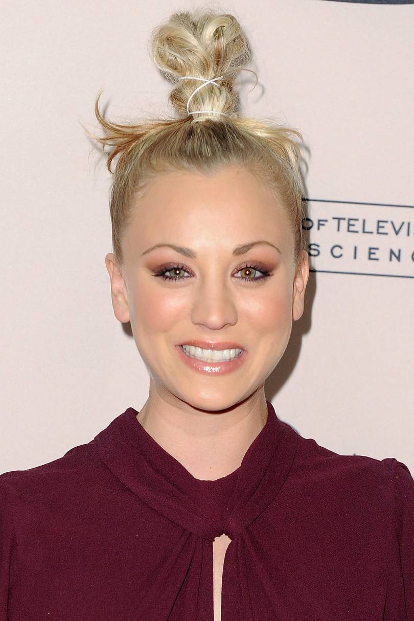 Kaley Cuoco’s Beauty & Hair Looks | Glamour UK