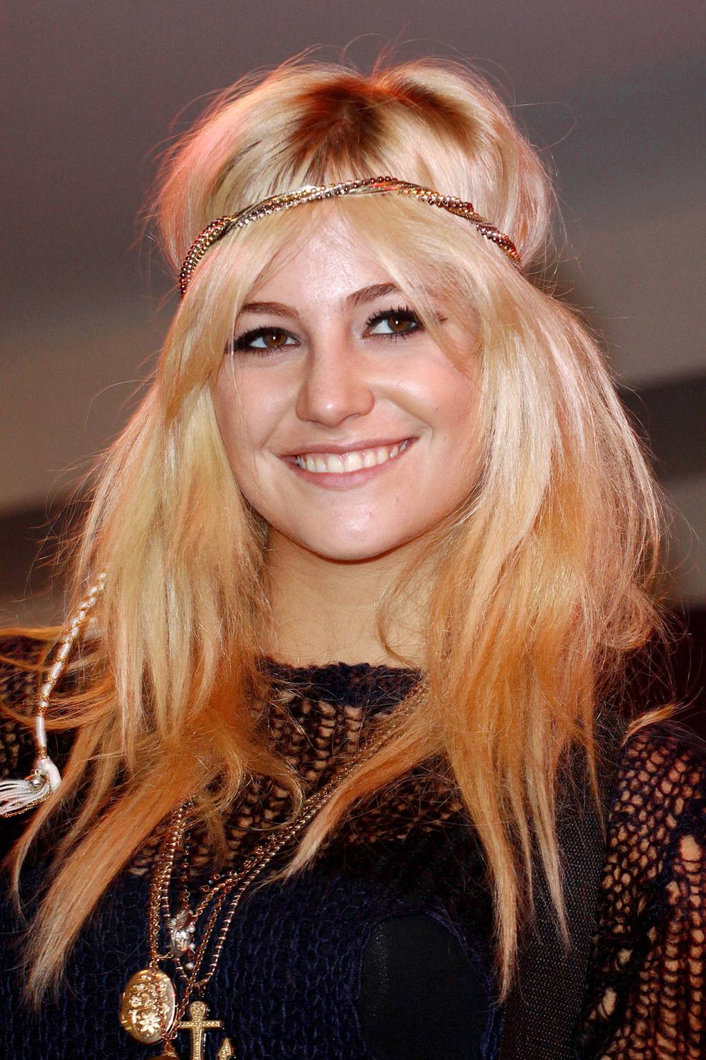 Pixie Lott hair and beauty looks | Glamour UK