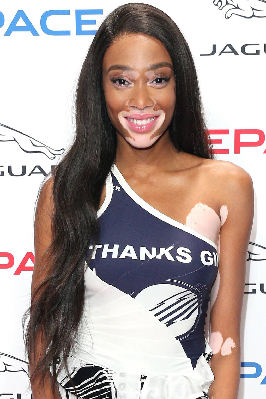 Winnie Harlow hair - best celebrity hairstyles & beauty 2017 | Glamour UK