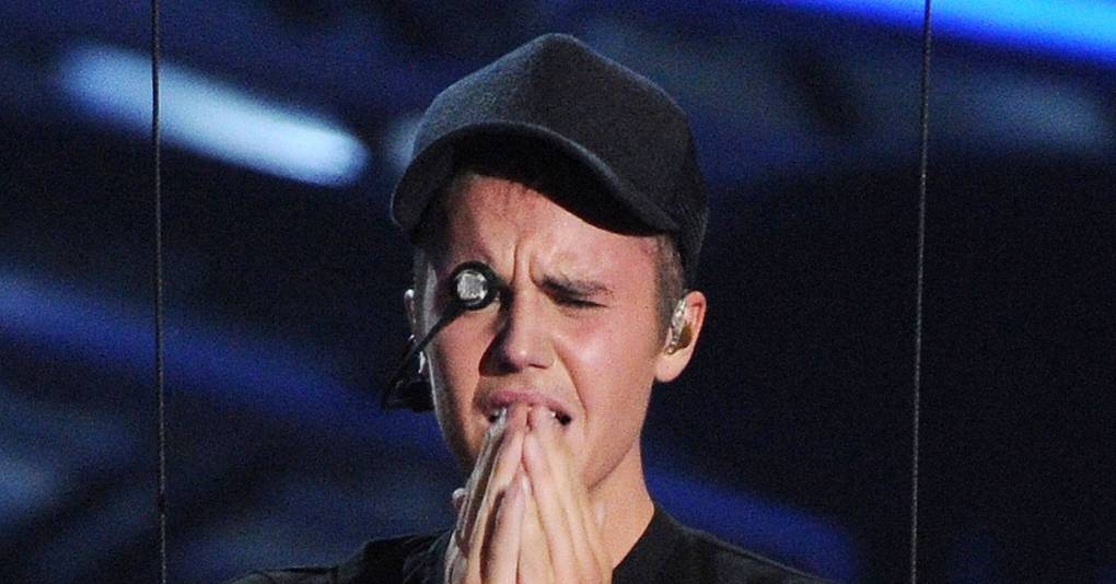 Justin Bieber crying MTV VMAs 2015 | Glamour UK