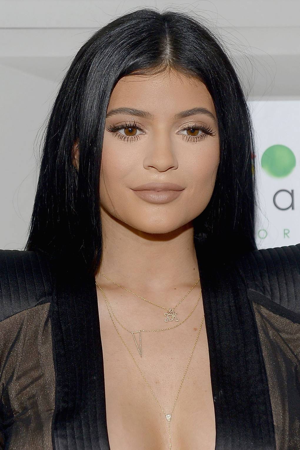 Curly V Straight Hair Celebrity Hair And Hairstyles Glamour Uk