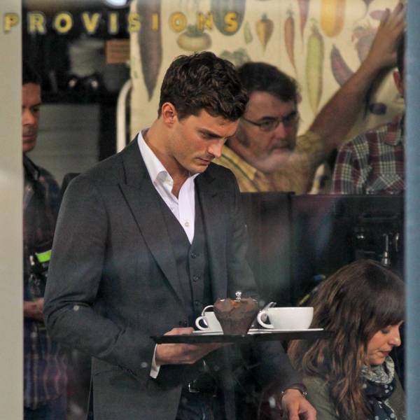 Celebrities On Set: Behind the Scenes Movie Photos of Celebrities ...