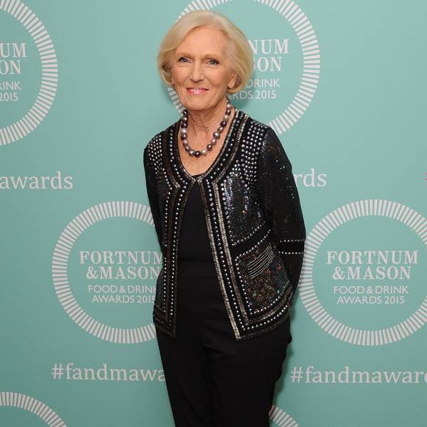 Mary Berry style: Blazers, jackets: best looks and outfits | Glamour UK
