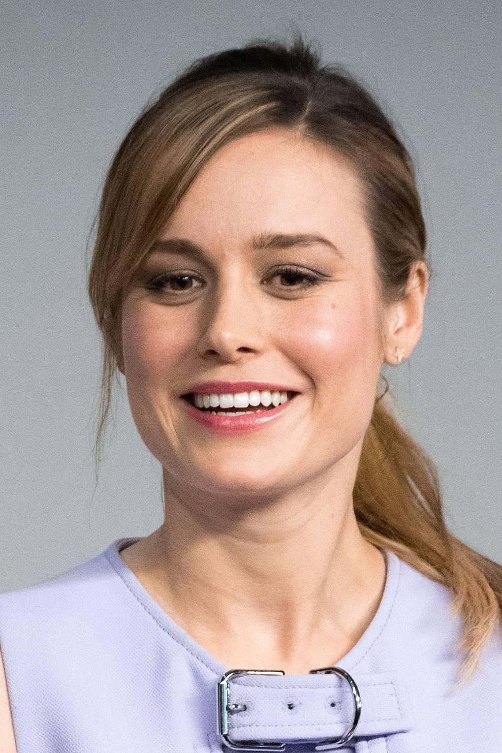 Brie Larson hair & makeup - red carpet beauty looks | Glamour UK