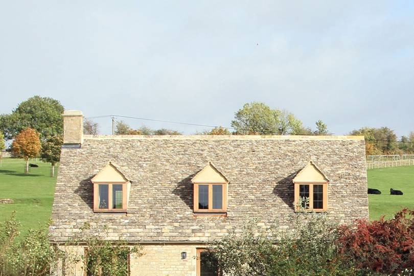 Review: The Swan Inn, Swinbrook | Glamour UK