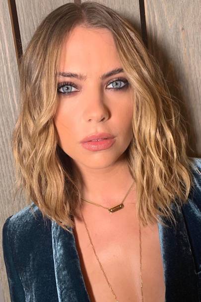 The Elongated Bob Is The Pretty, Grown-Out Way To Rock A Shoulder ...