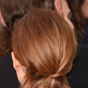 27 Ways To Tie Your Hair Back If It’s Super Short | Glamour UK