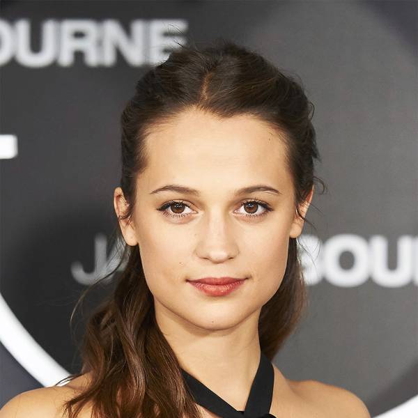 Alicia Vikander hair & makeup - best beauty looks 2016 | Glamour UK