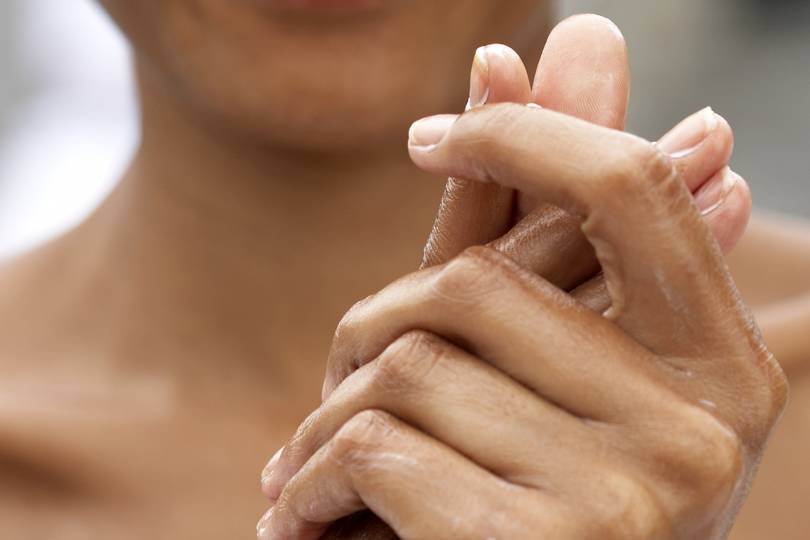 Clammy Hands: A Guide For How To Stop Getting Clammy Hands | Glamour UK