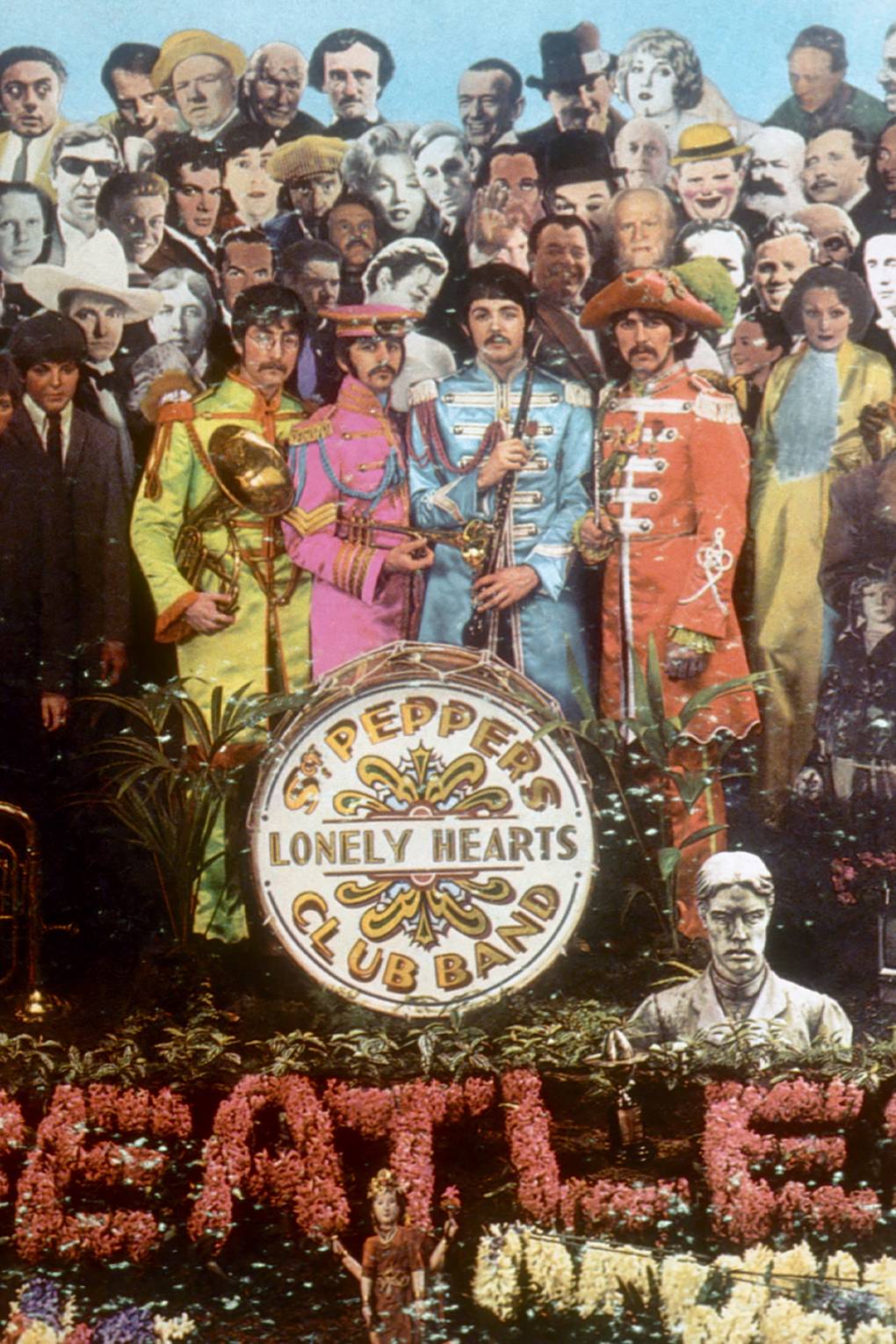 32 Of The Most Iconic Fashion Moments In Music History | Glamour UK