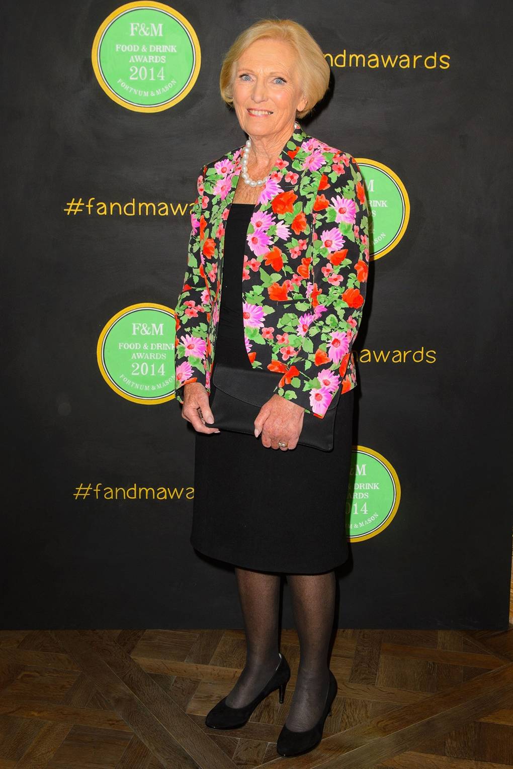 Mary Berry style: Blazers, jackets: best looks and outfits | Glamour UK