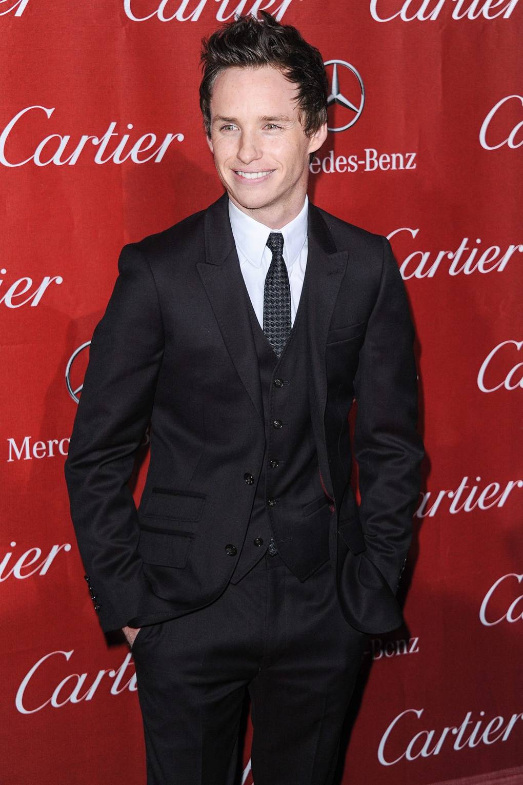 Why We Love Eddie Redmayne - Redmaynia pics, bio, Les Miserables ...