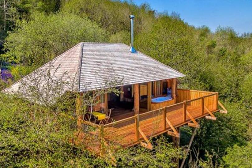 9 Best UK Treehouse Holidays To Book Now For A Unique Escape Once ...