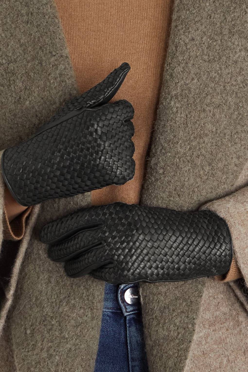22 Best Winter Gloves For Women That'll Bring Your Outfits To Life ...