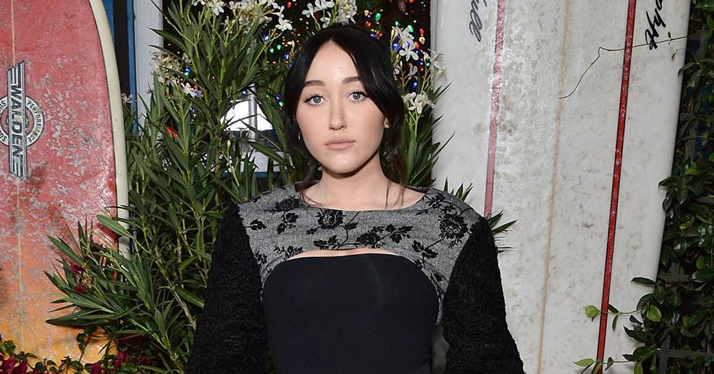 Noah Cyrus debut single; Miley Cyrus's younger sister | Glamour UK